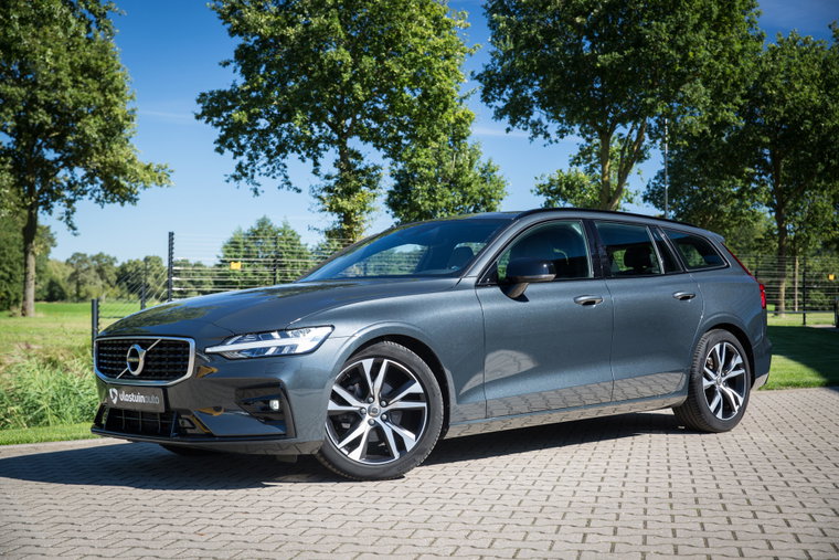 Volvo V60 2.0 T4 R-Design leasen - Regeljelease.nl